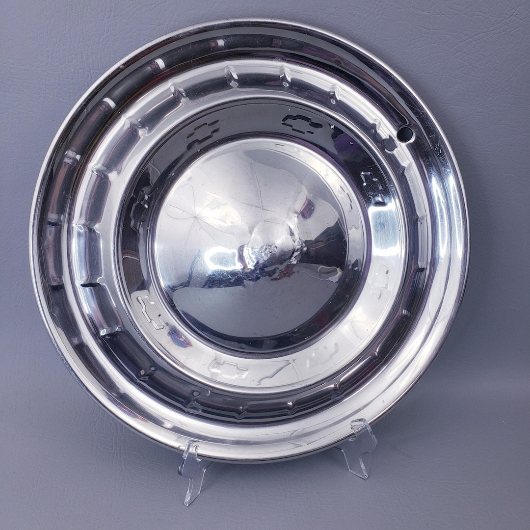 Vintage 1955 Chevrolet Bel Air Hubcap 15" | Mancave Decor Workshop ...