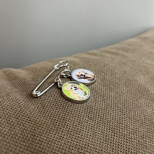 Custom Memorial Graduation Photo Pin, Grad Gown Memorial Pin, Wedding ...