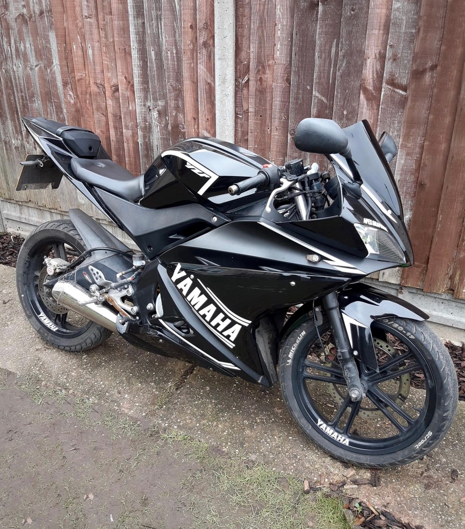 Yamaha R125 Black
