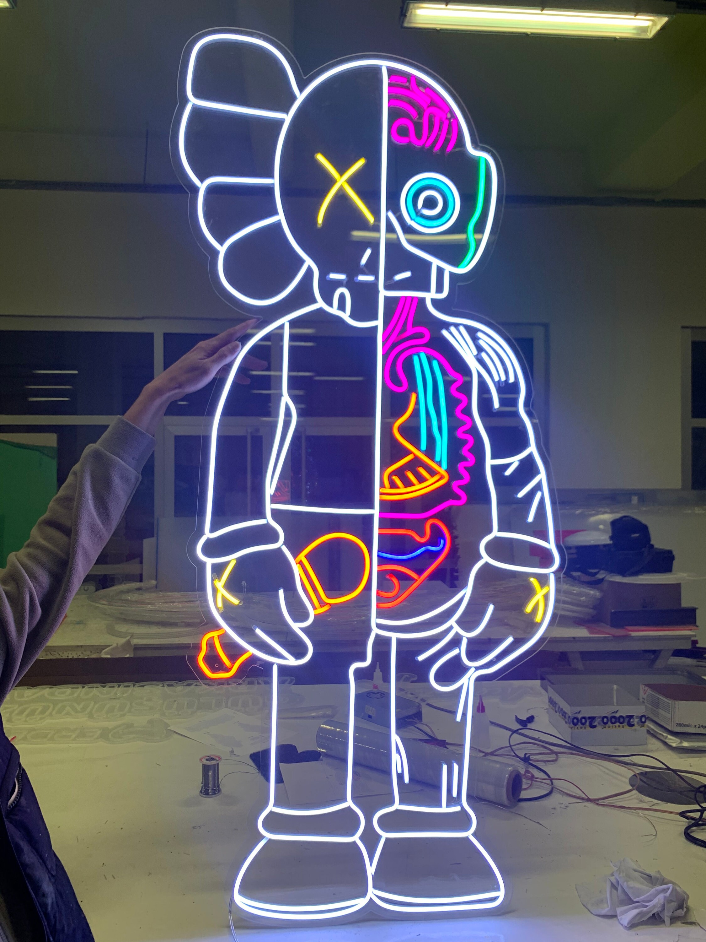 Custom KAWS LED Neon SignCustom Street Fashion Neon Wall Art | Etsy