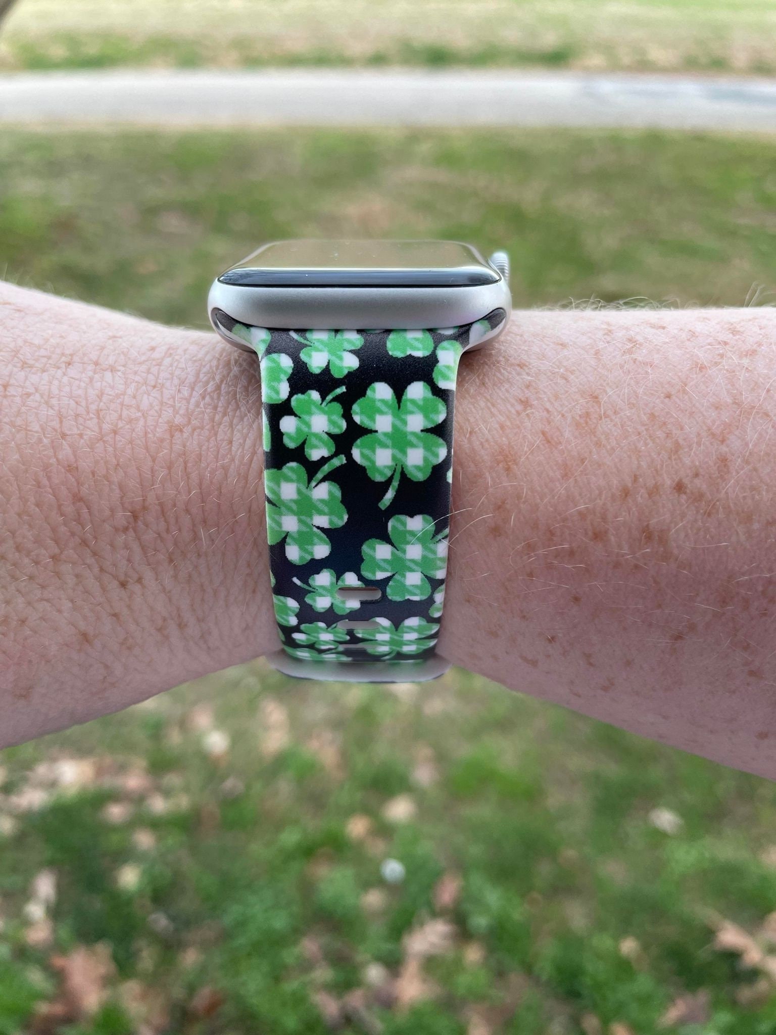 Four Leaf Clover Watch Band Compatible With Apple Watch - Etsy
