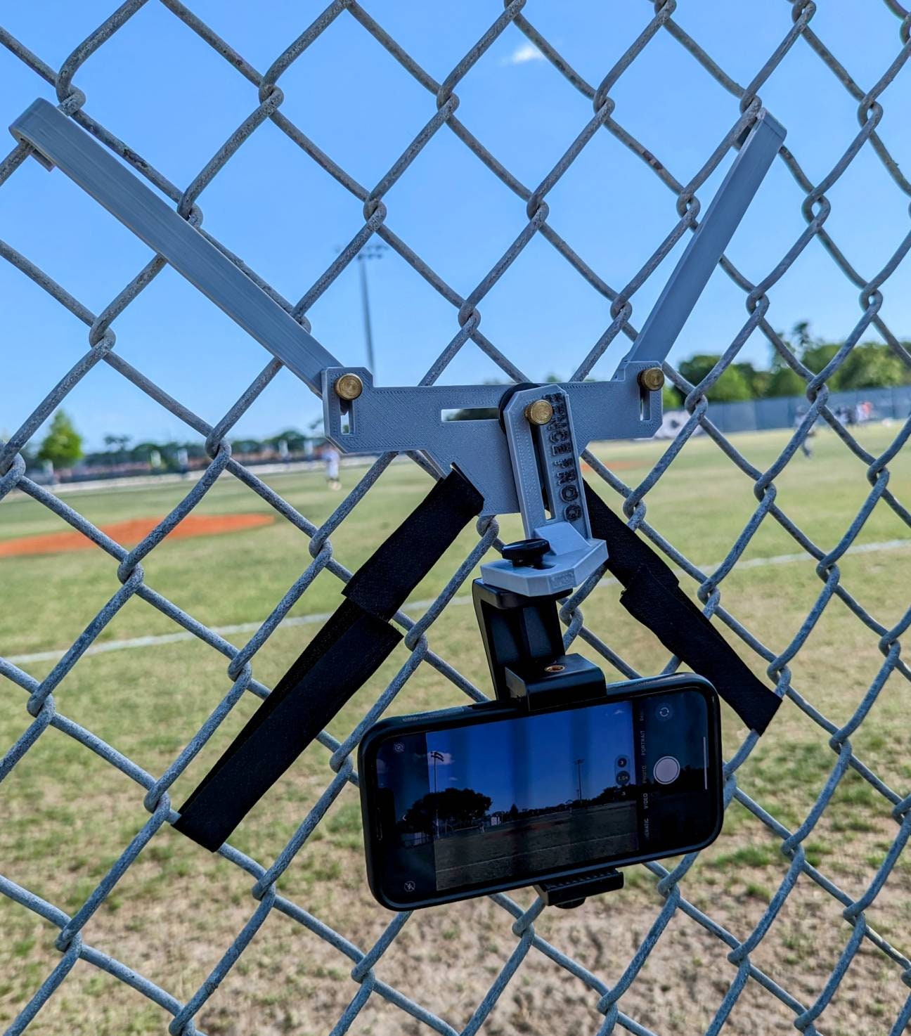 Fence Frog Fence Mouting Solution for Gopros, Mevos, Cellphones and ...