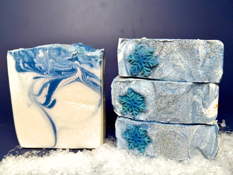 Holiday Soap Collection Gift Set - Candy Cane, Christmas Pine, Fresh ...