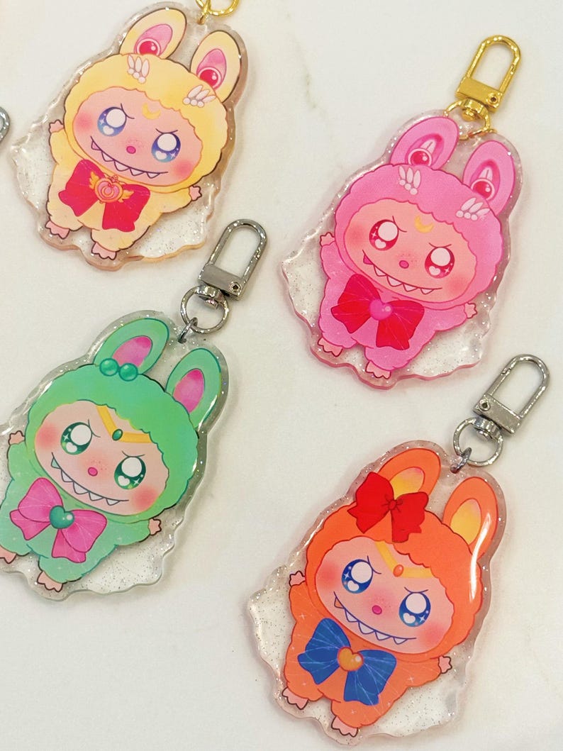 Labubu X Sailor Moon Gacha Keychain| RANDOM Lucky Draw Epoxy Glitter ...