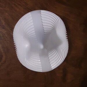 Triangular Groove Geometric Form Resin Statue, Geometric Shape, Modern ...