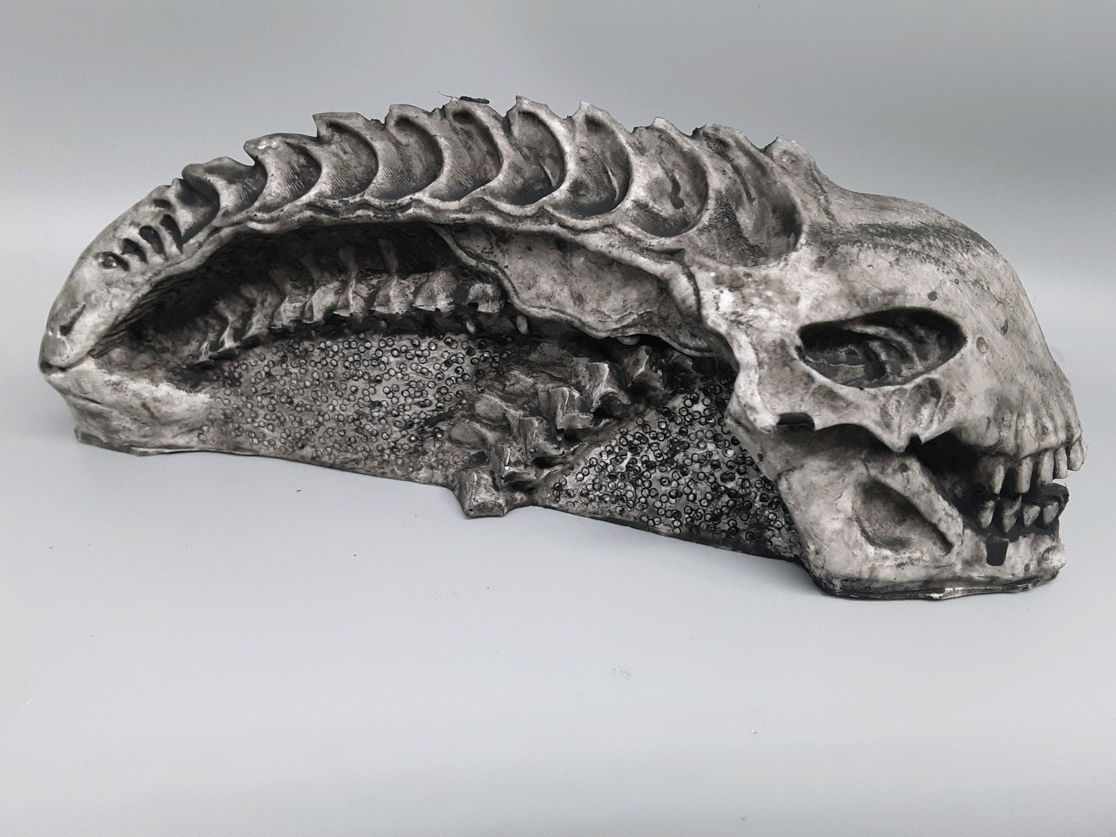 Alien Skull Resin Statue, Alien, Skull, Statue, Resin - Etsy