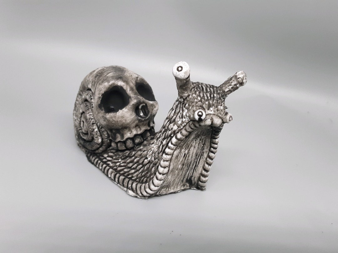 Skullslug Resin Statue. Skull, Slug, Skull Statue, Slug Statue, Resin ...