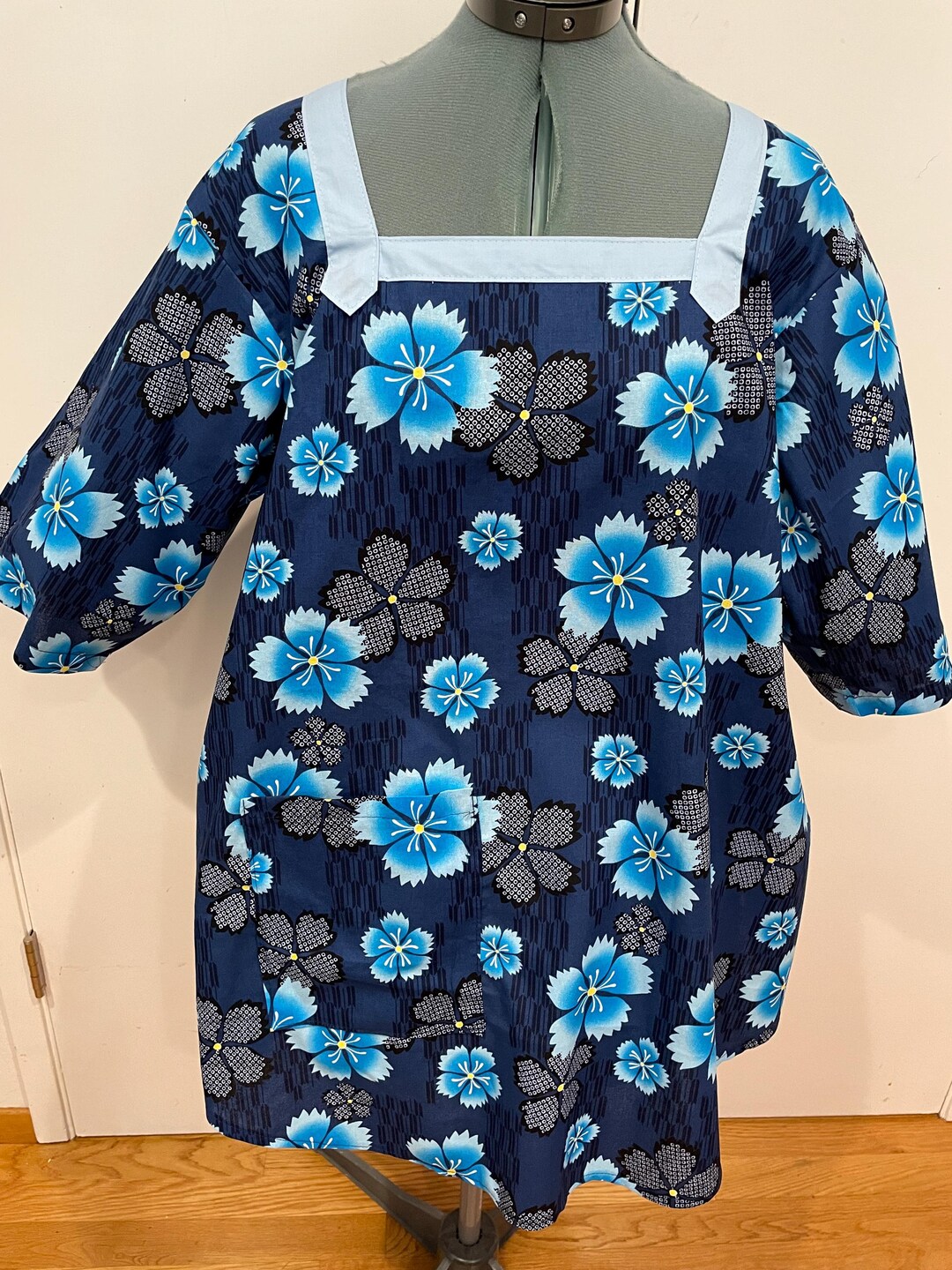Blue Floral Mama San Apron - Etsy