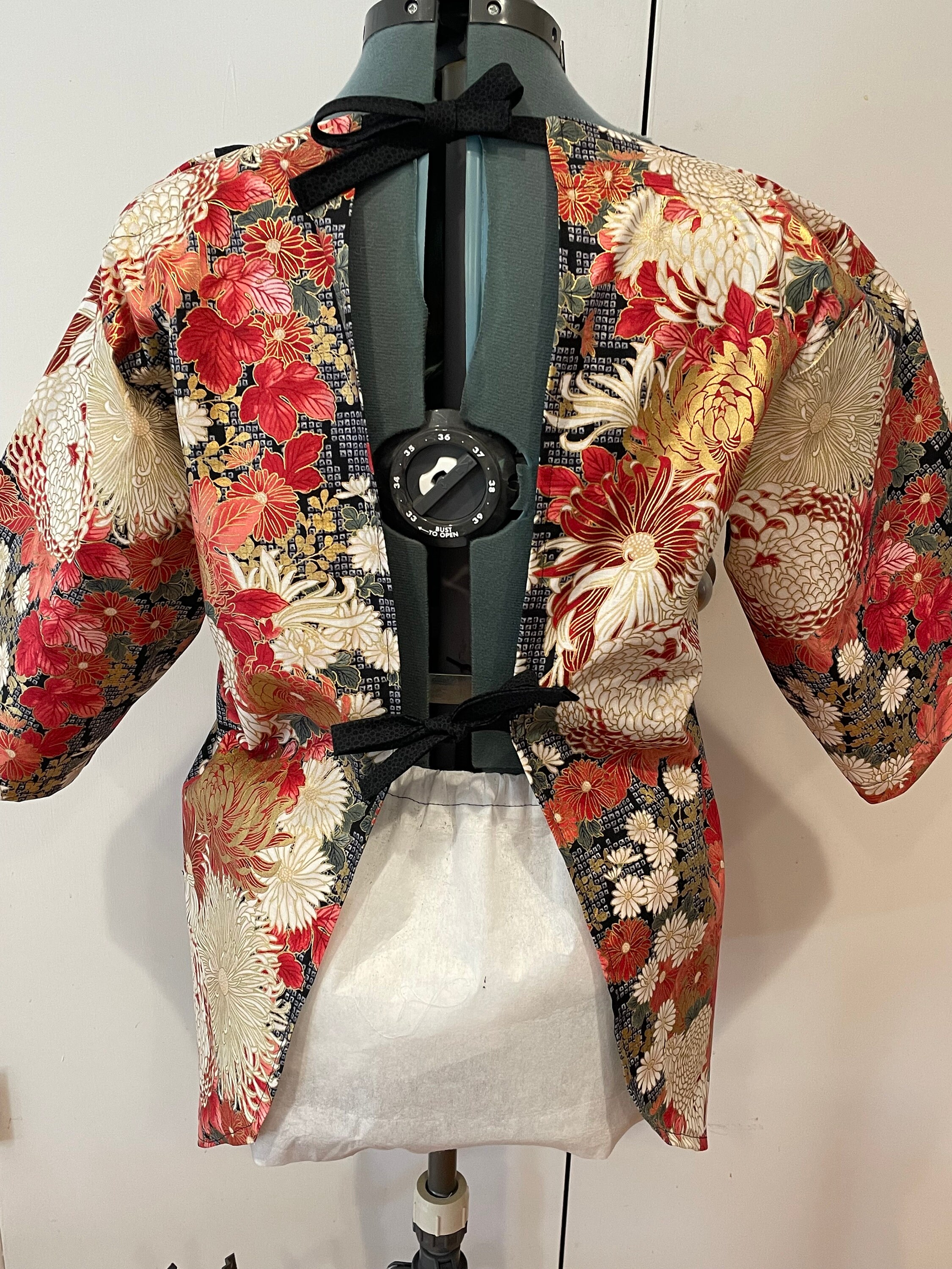 Red and Gold Mama San Apron - Etsy