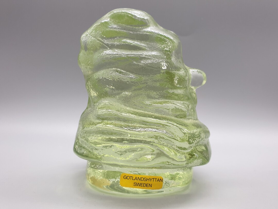 1987 Gotlandshyttan Green Glass Face Sculpture Paperweight - Etsy