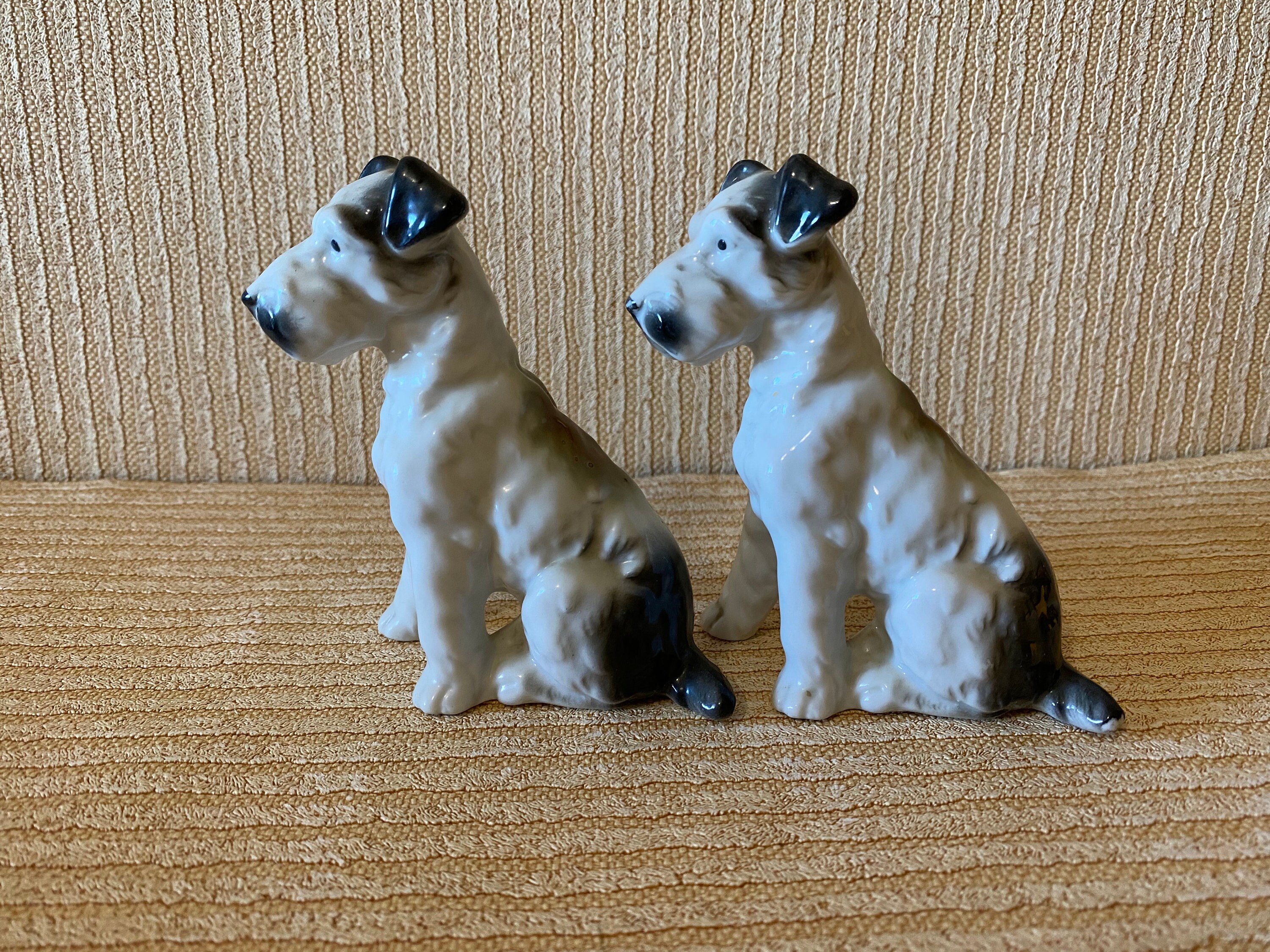 Pair of Vintage Porcelain Dog Figurines - Etsy