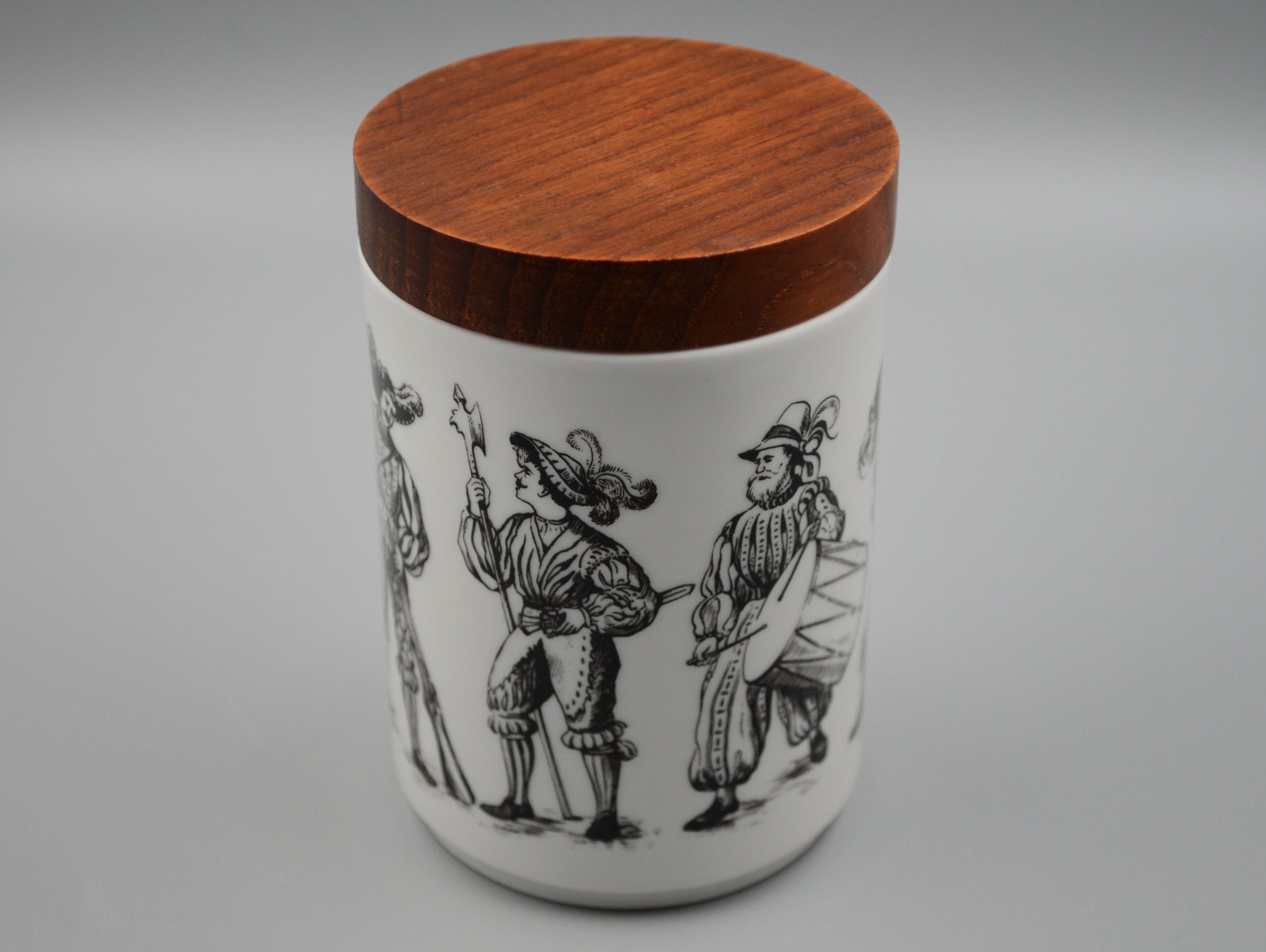 1950s ALBOTH & KAISER Porcelain Jar With Wooden Lid Vintage - Etsy