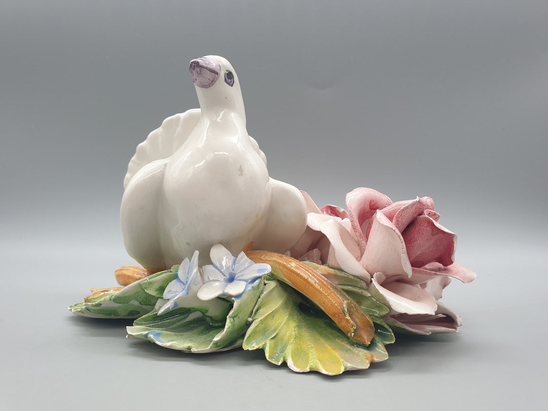 Capodimonte White Dove & Flowers Figurine / Sculpture - Etsy