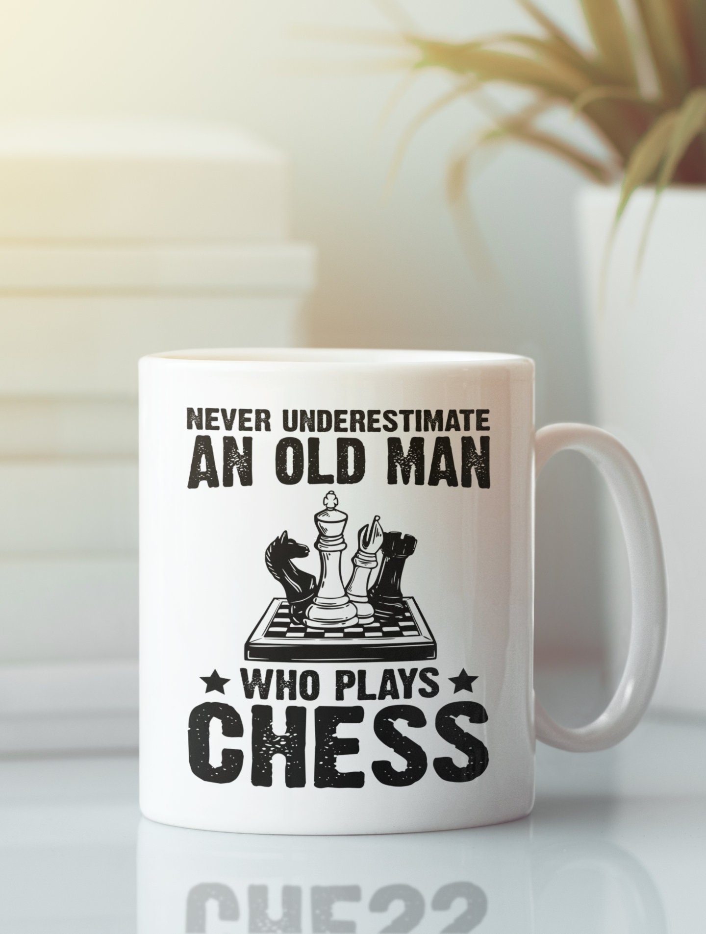 Old Man Chess Mug, Chess Grandpa Gifts, Never Underestimate an Old Man ...