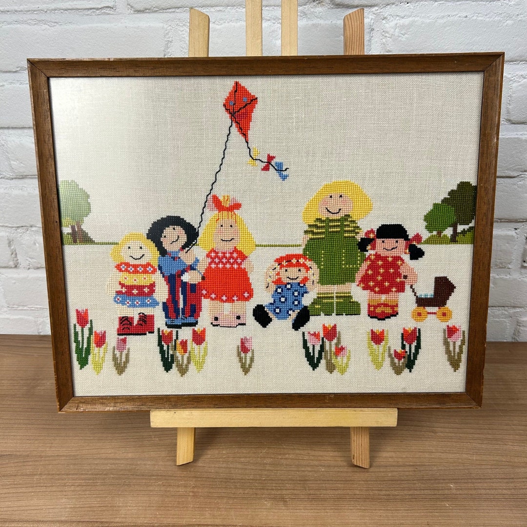Children Playing - Embroidery - Cottonwork - Framed - Etsy