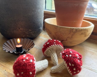 Toadstool Plushie Knitting Pattern - Etsy