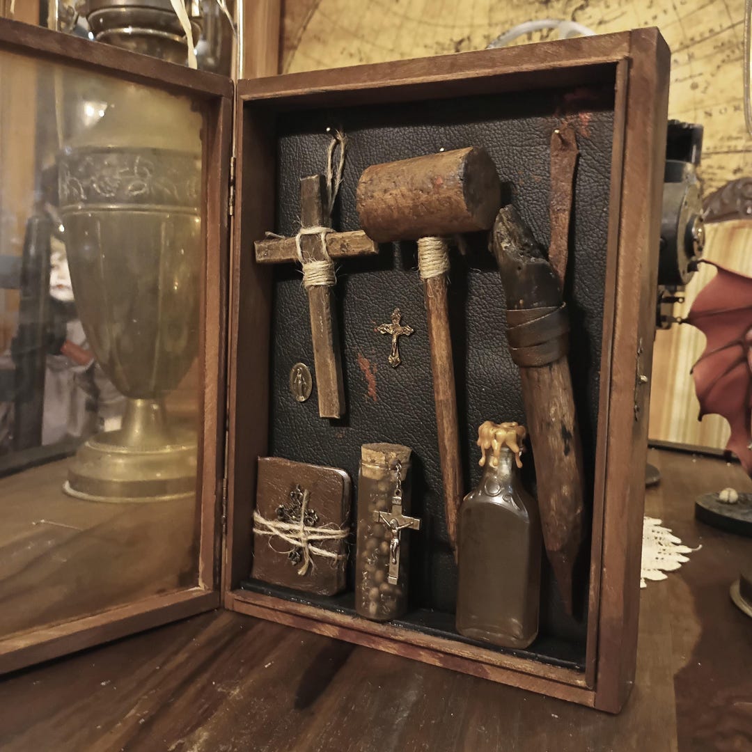 Mini Vampire Hunting Kit in a Wall Mount Wooden Box, Van Helsing ...