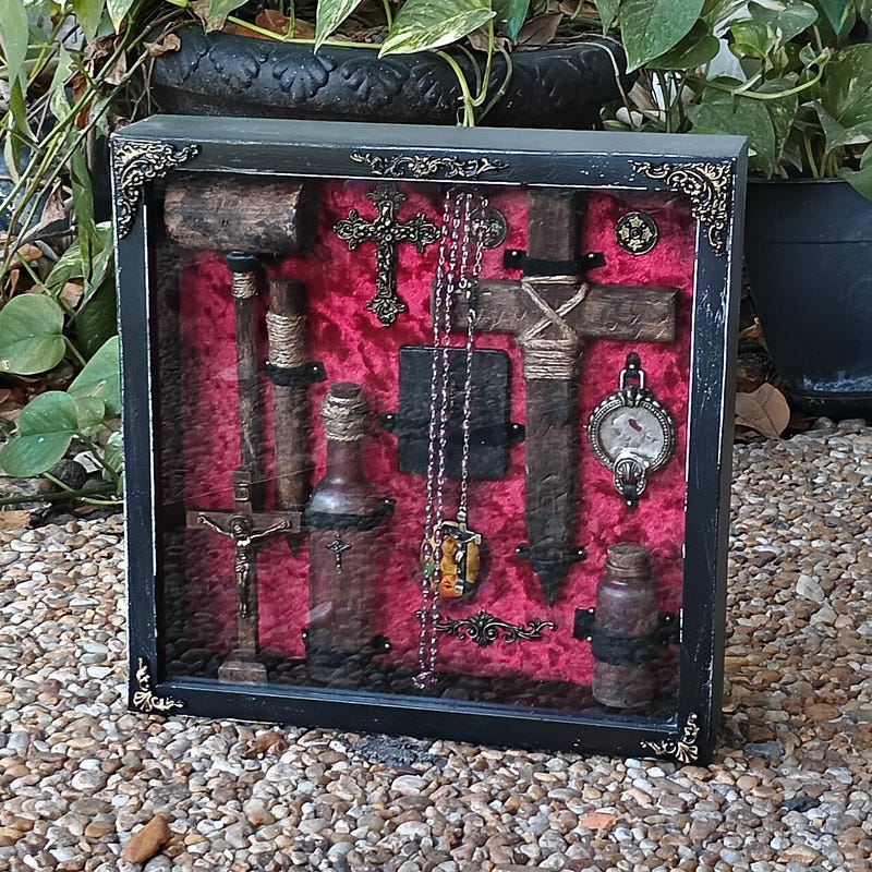 Vampire Hunting Kit - Etsy