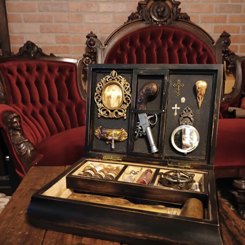 Vampire Hunting Kit - Etsy
