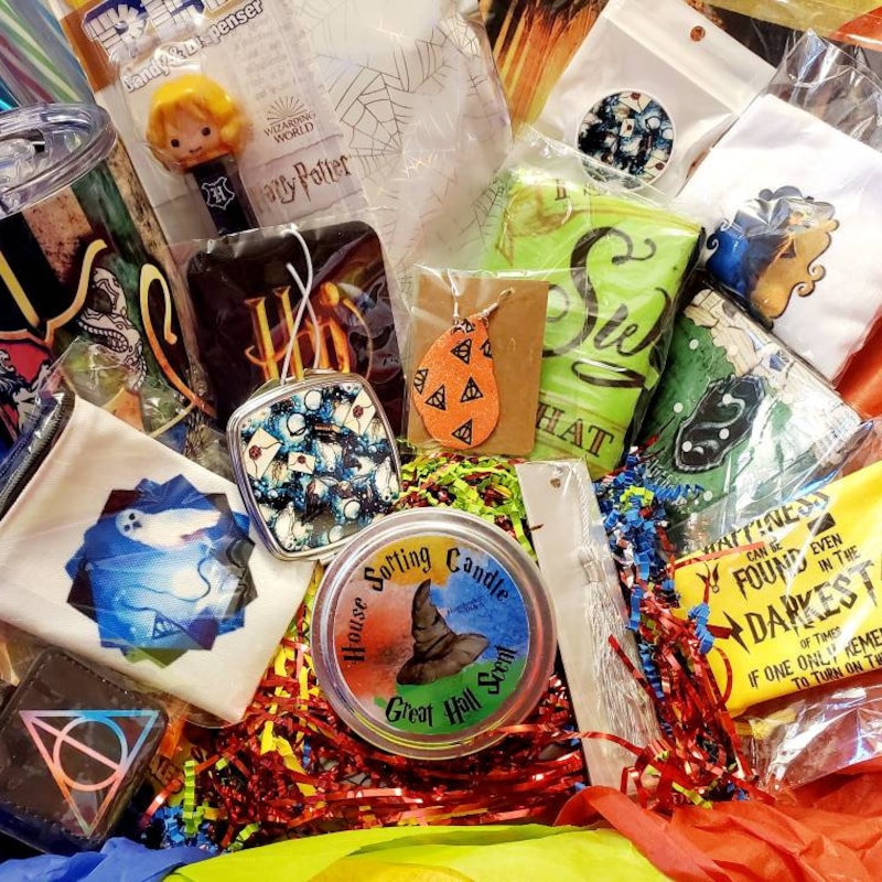 Gift Box Fandom - 60+ Gift Ideas for 2026