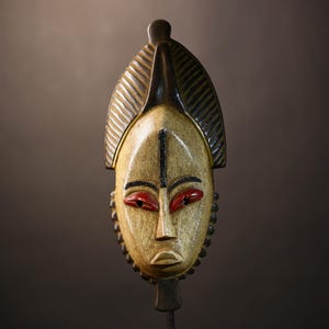 African Vintage Guro Mask White Hand-carved Wooden Tribal Wall Decor ...