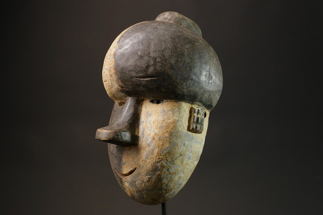 African Antique Mvudi Mask | Hand Carved Wall Hanging | Unique Tribal ...