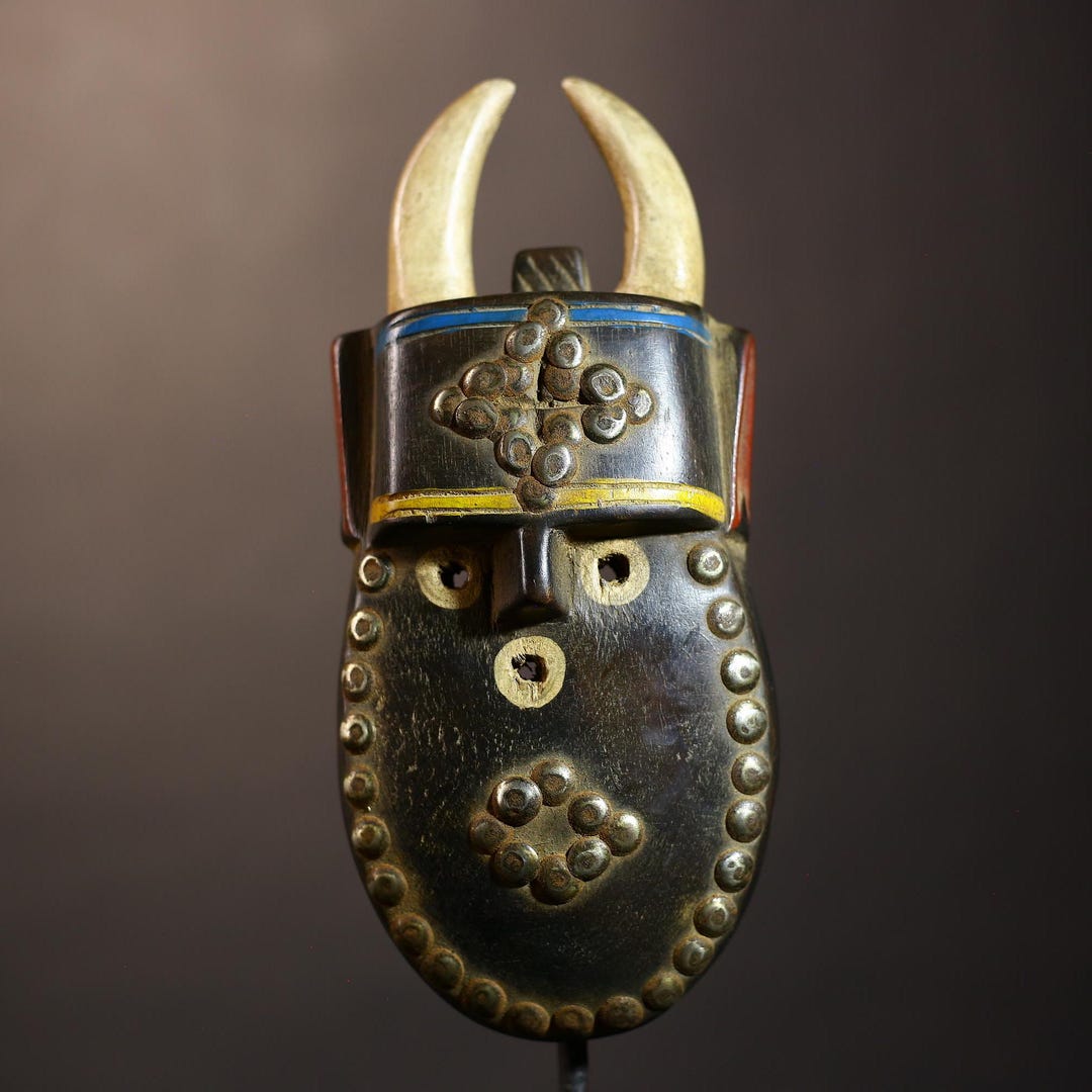 Vintage African Toma Toma Mask: Hand-carved Tribal Wood Sculpture-g5021 ...