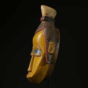 African Mask From the Guru Tribe Art Vintage Baule Mask Wall Tribal ...