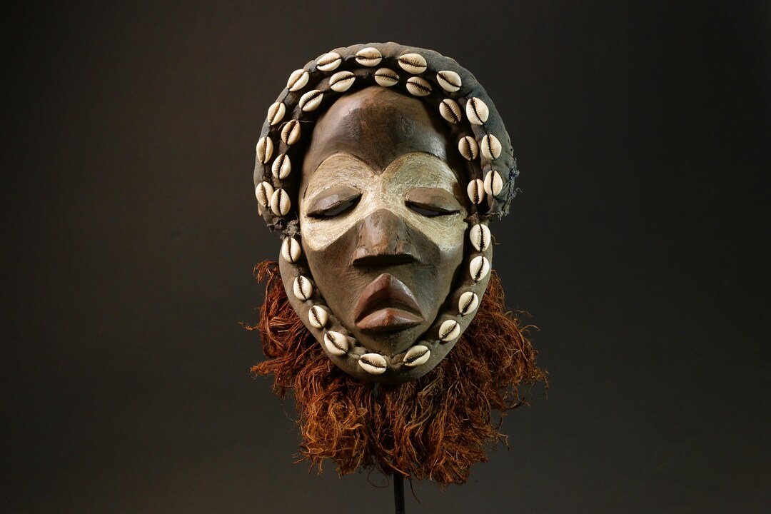 African Tribal Wooden Dan Mask Cowrie Shells Wall Hanging Decor Masks ...