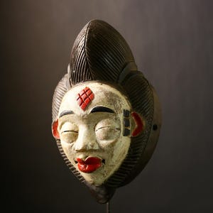 African Bapunu Mask | Tribal Wood Gabon Decor | Distinctive Face ...