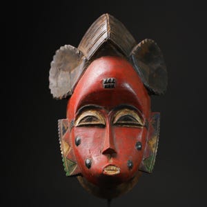 African Guro Mask | Handcrafted Wooden Tribal Wall Art | Antique Folk ...