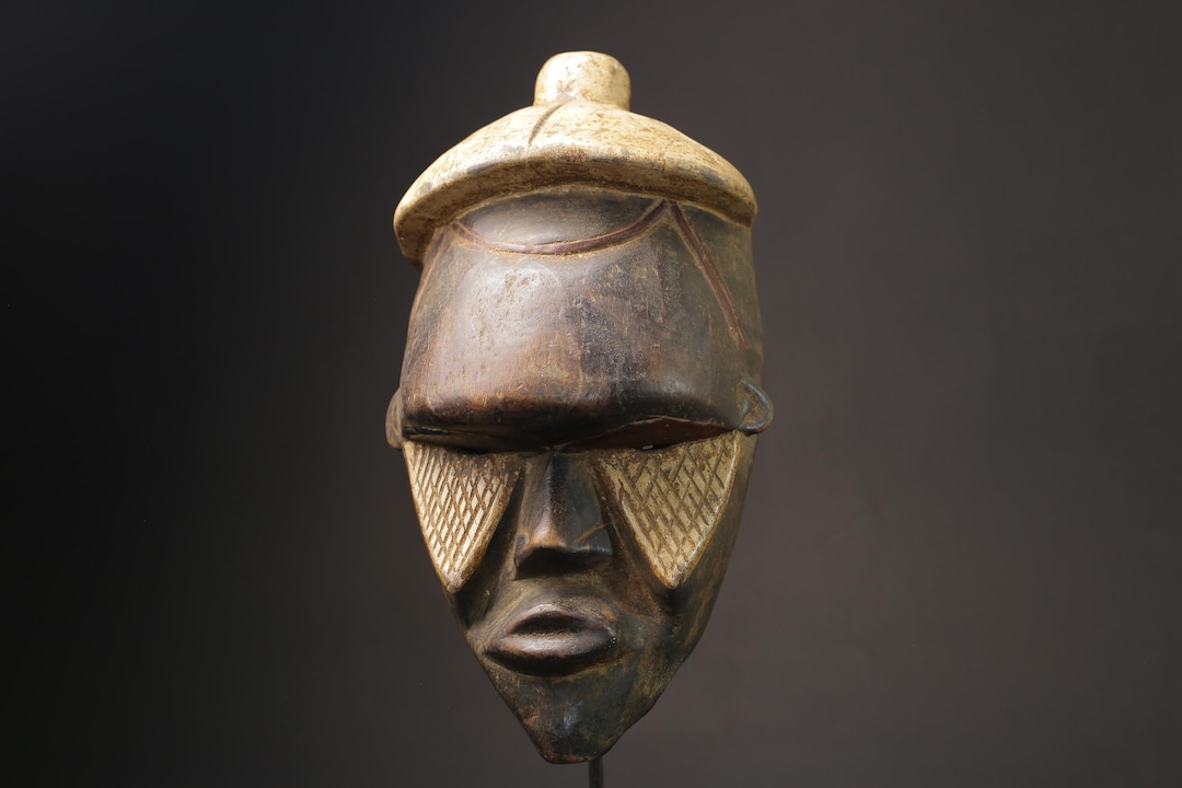 Hand-carved African Wooden Mask Set With Ancestors Faces | Tribal Wall ...