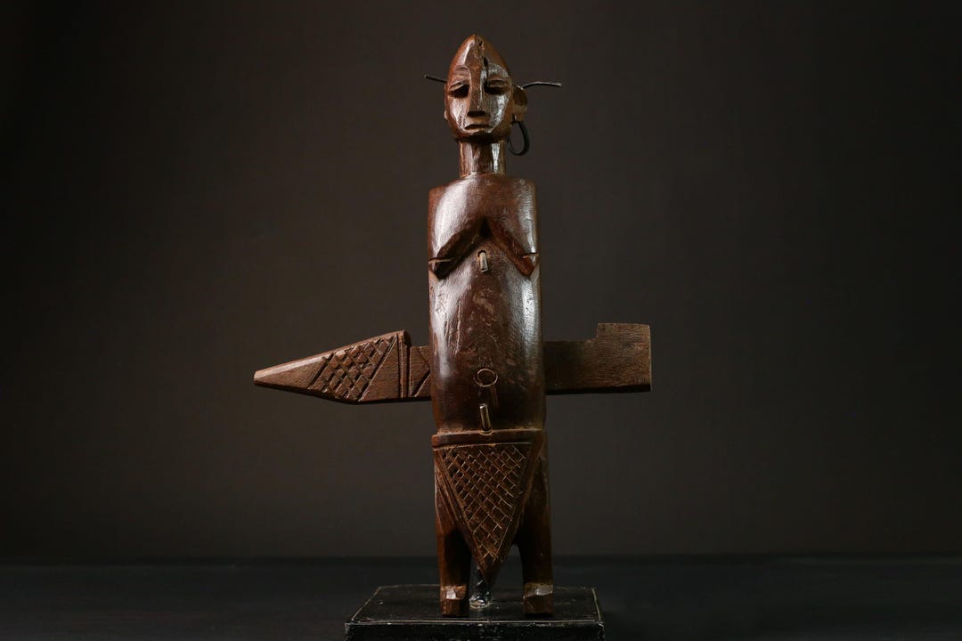 African Anthropomorphic Lock Art Wooden Figure Legs Geometric Design ...