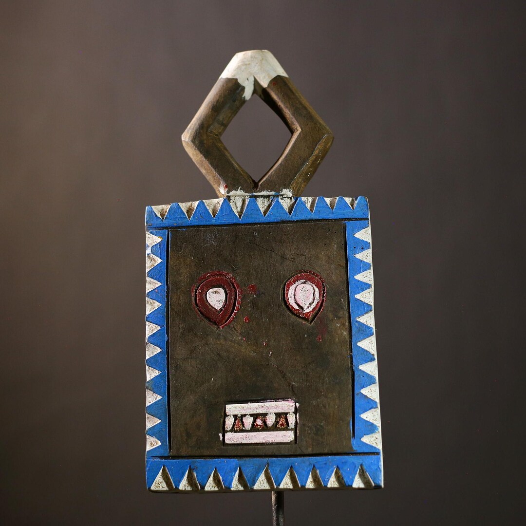 African Hand Carved Mask | Goli's Kplé Kplé Wooden Tribal Decor ...