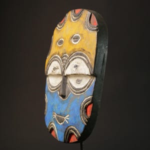 Exquisite African Wood Mask With Geometric Shapes - Unique Teke Tsaay ...