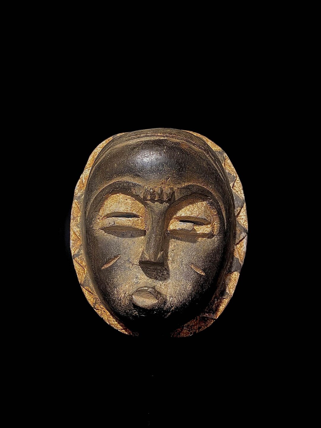 African Mask of the Gugu Tribe the Face of the Sun a Special Tribal ...