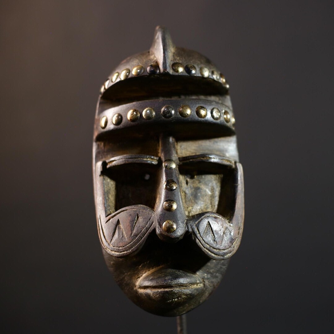 African Tribal Mask: Hand-carved Wood Wall Art With Metal Studs-g5182 ...