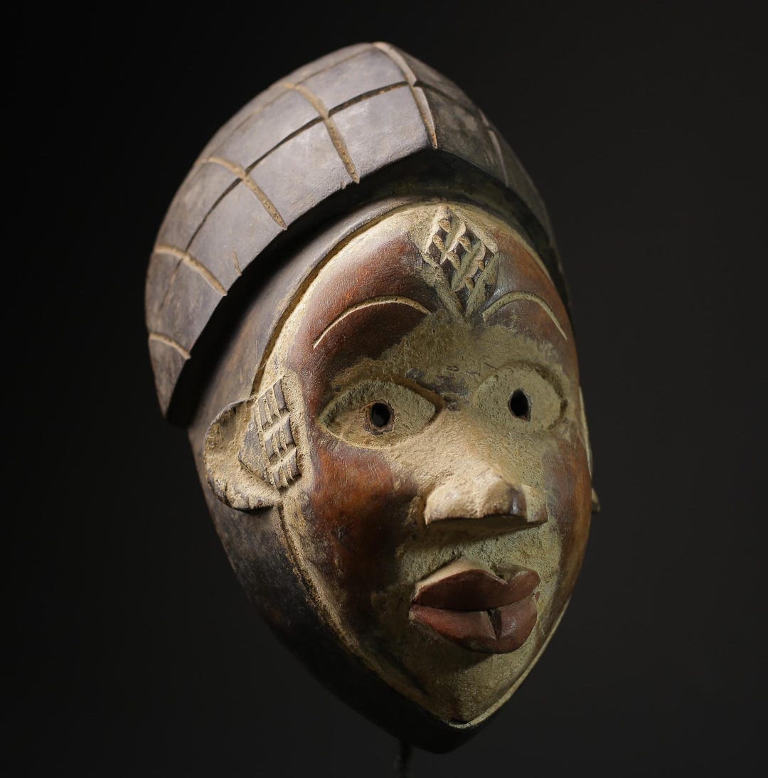 Exquisite African Puno Mask | Authentic Okuyi Mukudji Society Décor ...