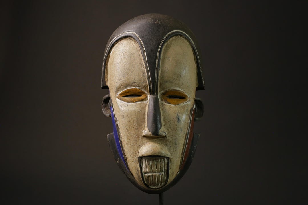 African Wood Mask Antiques Guru Perfect Mask the Masks Full of Hand ...