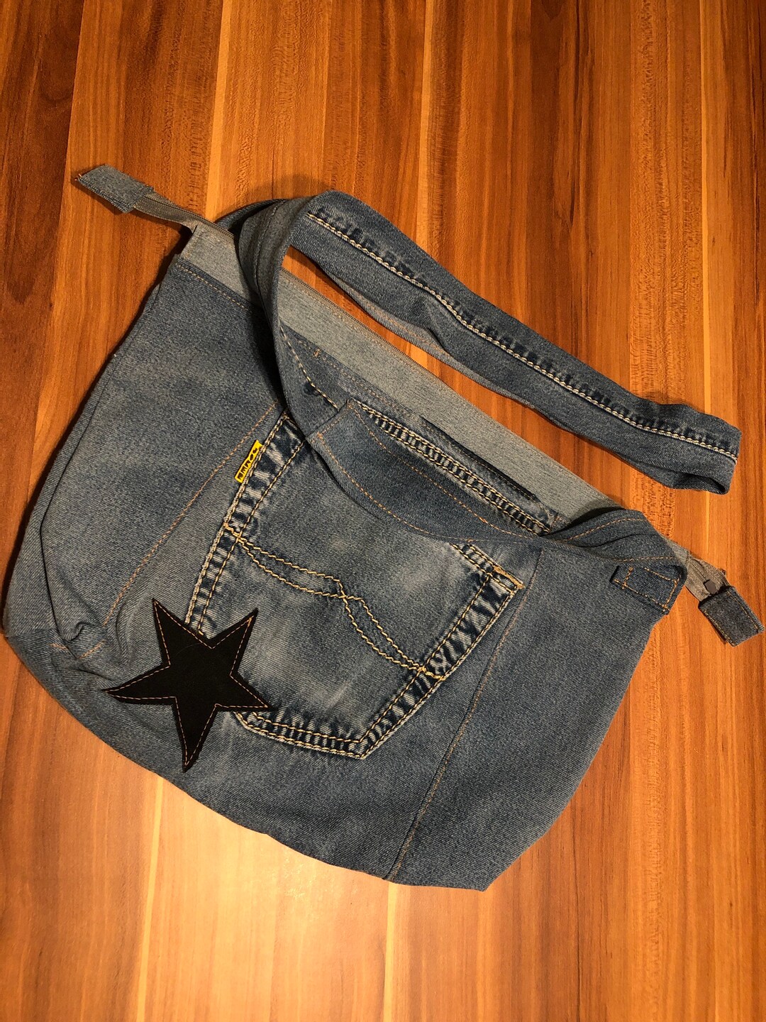 Jeanstasche mit Stern, Upcycling, Unikat, Umhängetasche - Etsy.de