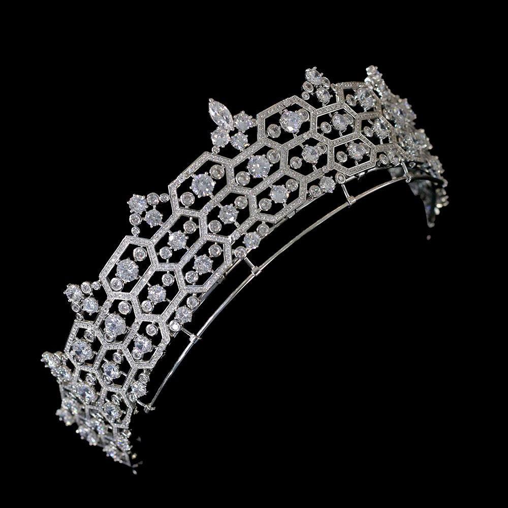 The Greville Tiara - Royal Replica Jewels - Queen Mother - Queen ...