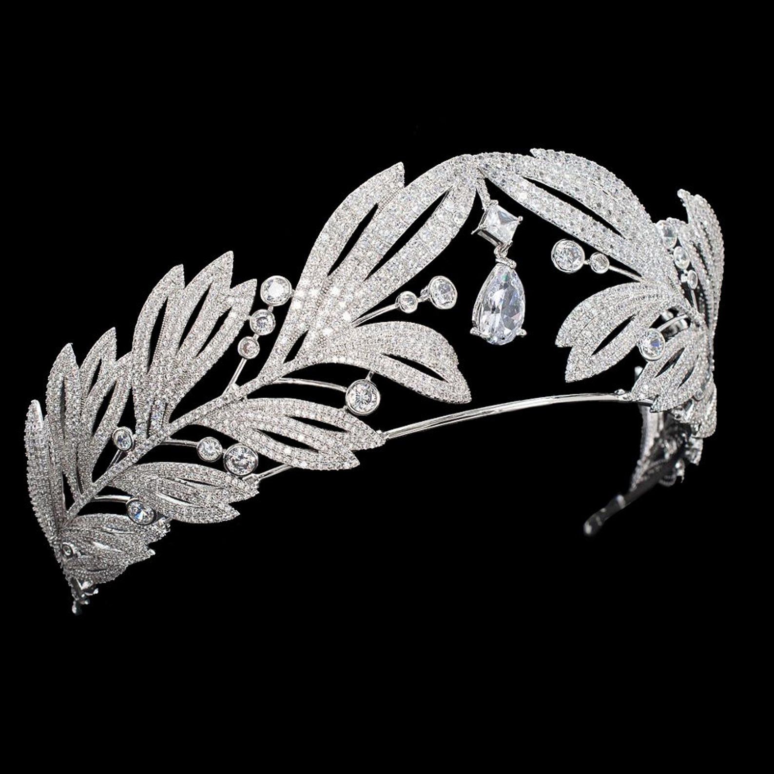 Princess Marie's Olive Wreath Tiara - Greece Royal Family - Royal ...