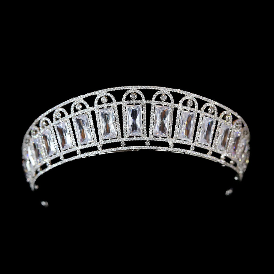 The Russian Aquamarine Kokoshnik Tiara - Empress Alexandra - Royal ...