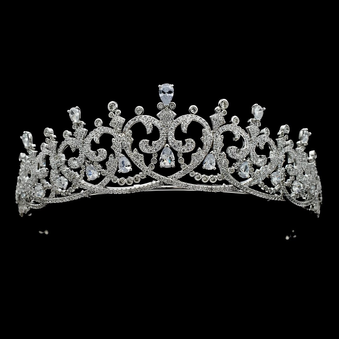 The Countess of Moy Royal Tiara Hearts Romantic Dainty Modern Wedding ...