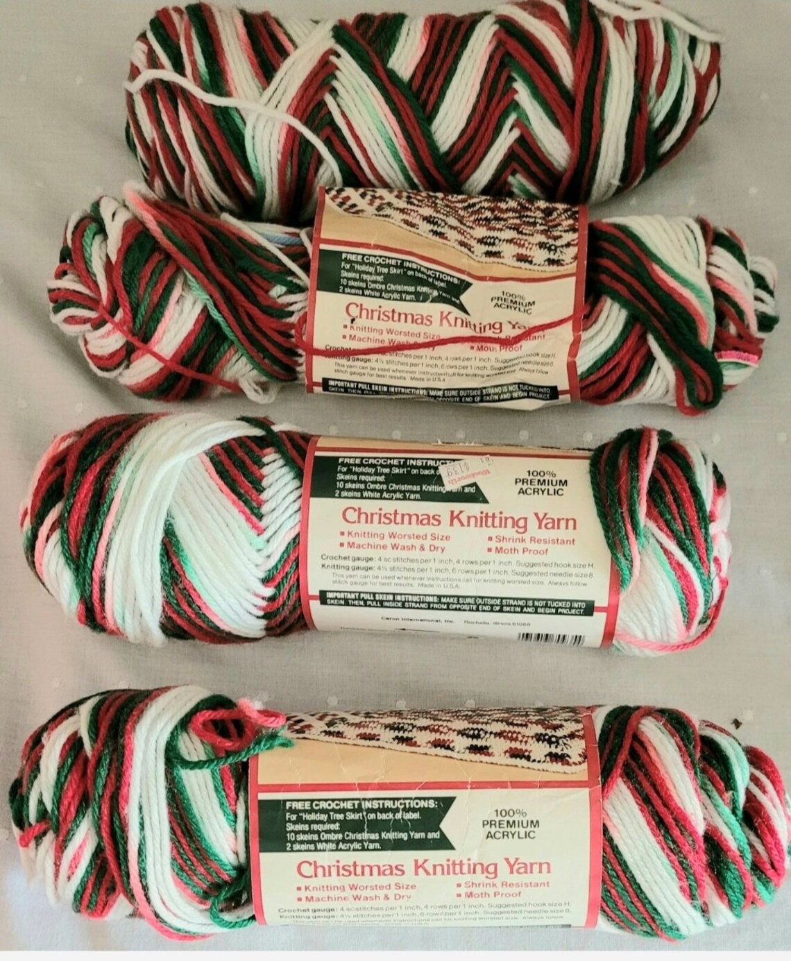 4 Skeins of Christmas Knitting Yarn. Color 0935 Christmas | Etsy