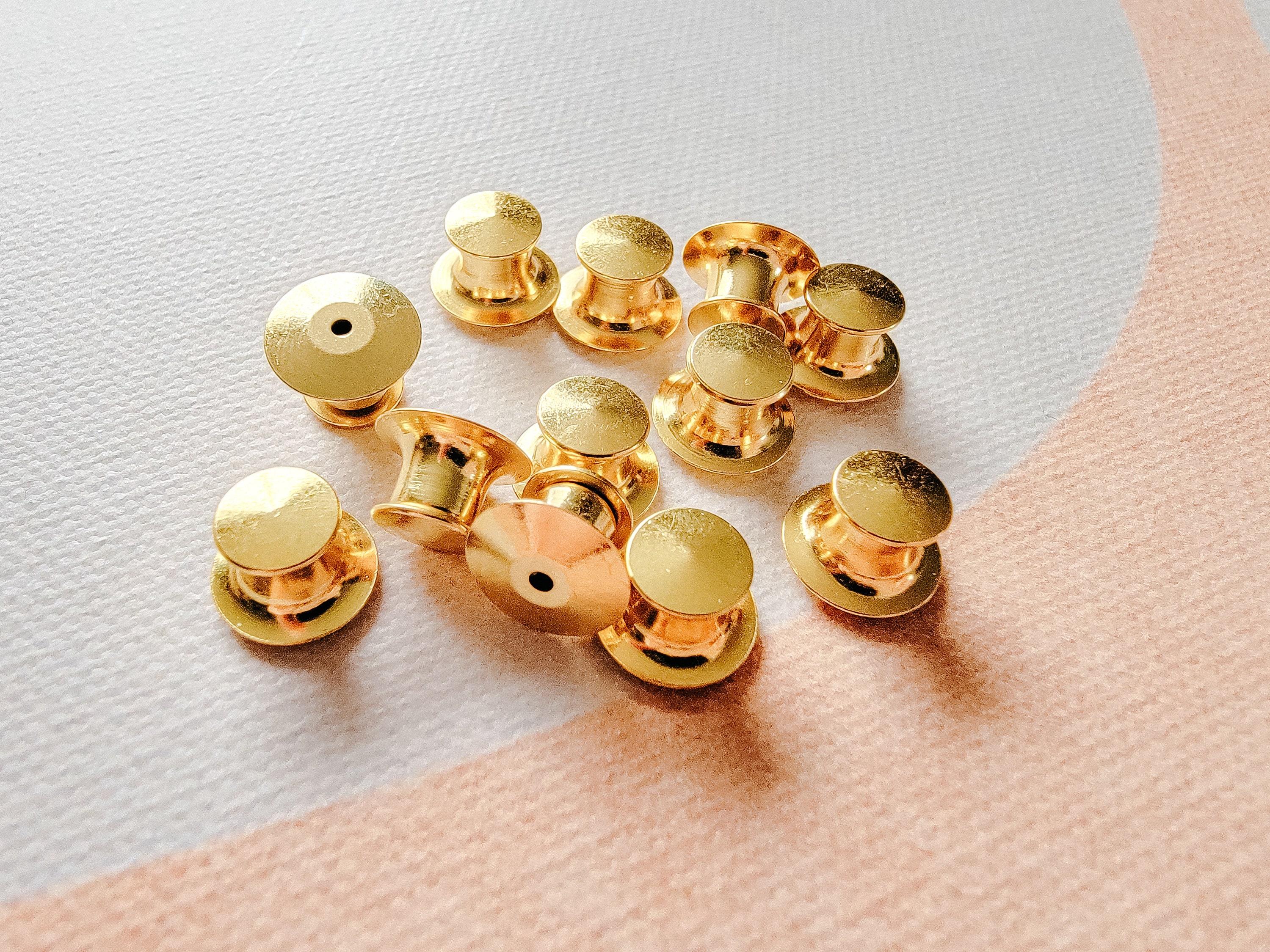 Deluxe Locking Pin Back Upgrade in Gold - Etsy