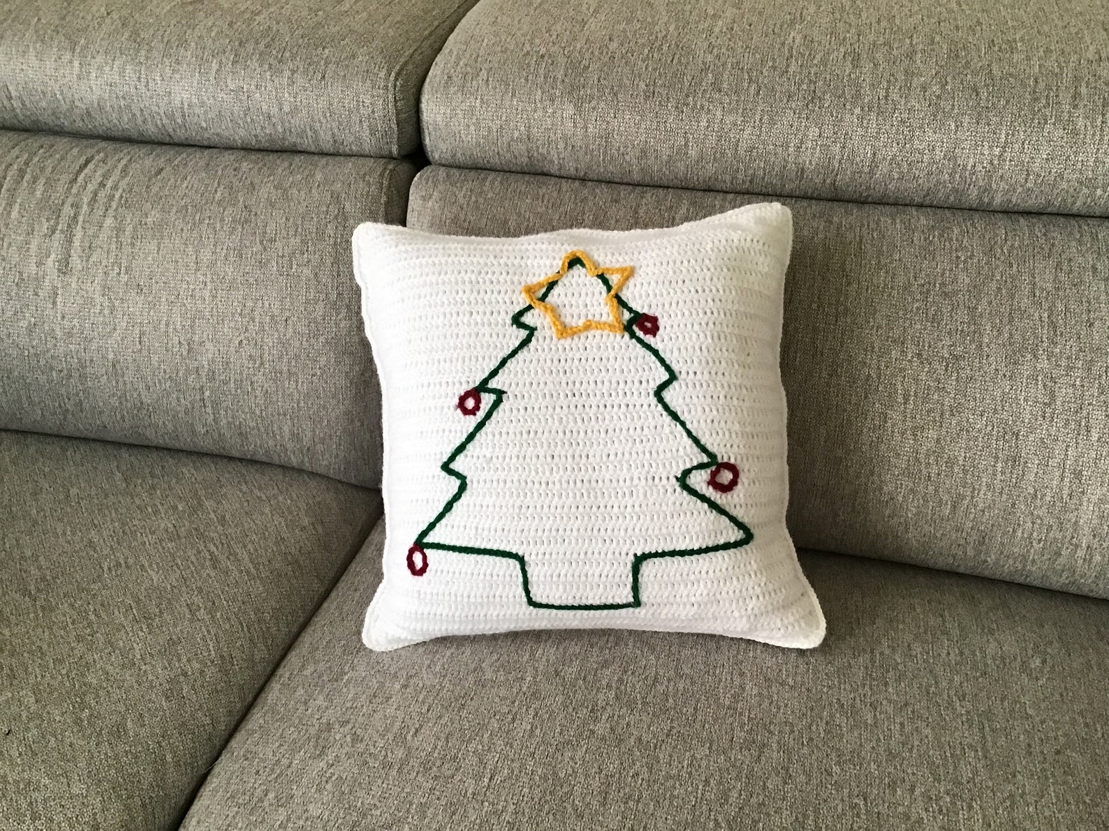 Christmas Tree Themed Cushion | Christmas Themed Pillows | Holiday ...