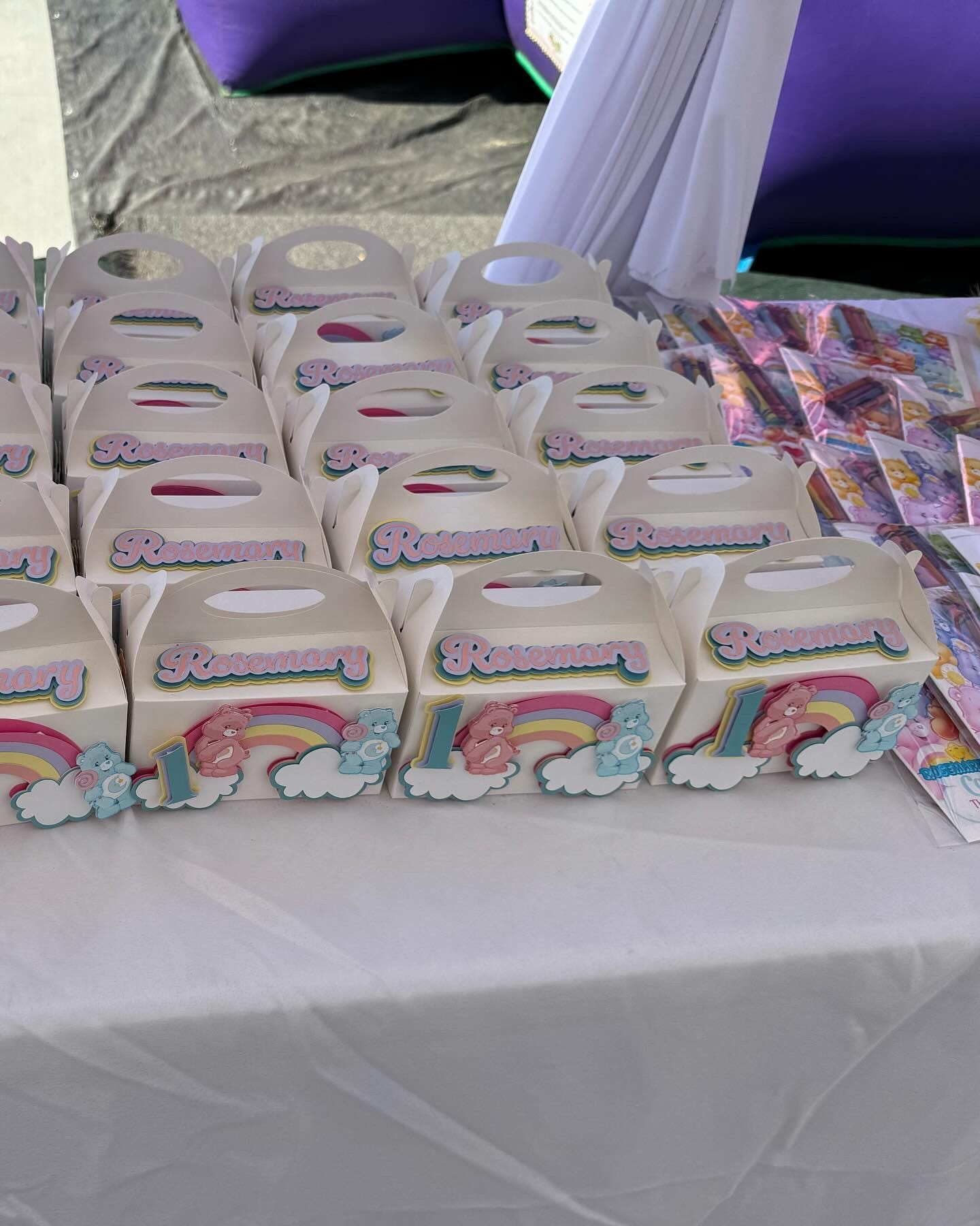 Custom Gable Box - Etsy