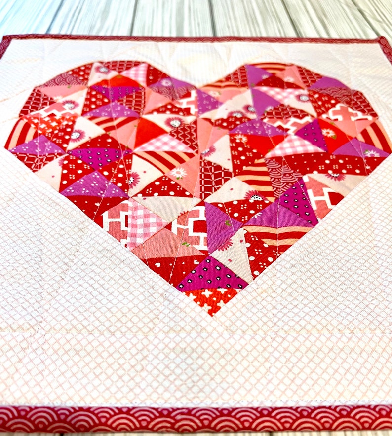 Heart Mini Quilt, Wall Hanging, Valentines Day Decor, Table Topper - Etsy