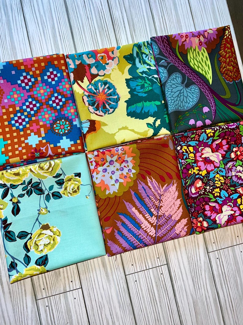 Modern Fat Quarter Bundle, Anna Maria Horner, Art Gallery, Quilting ...